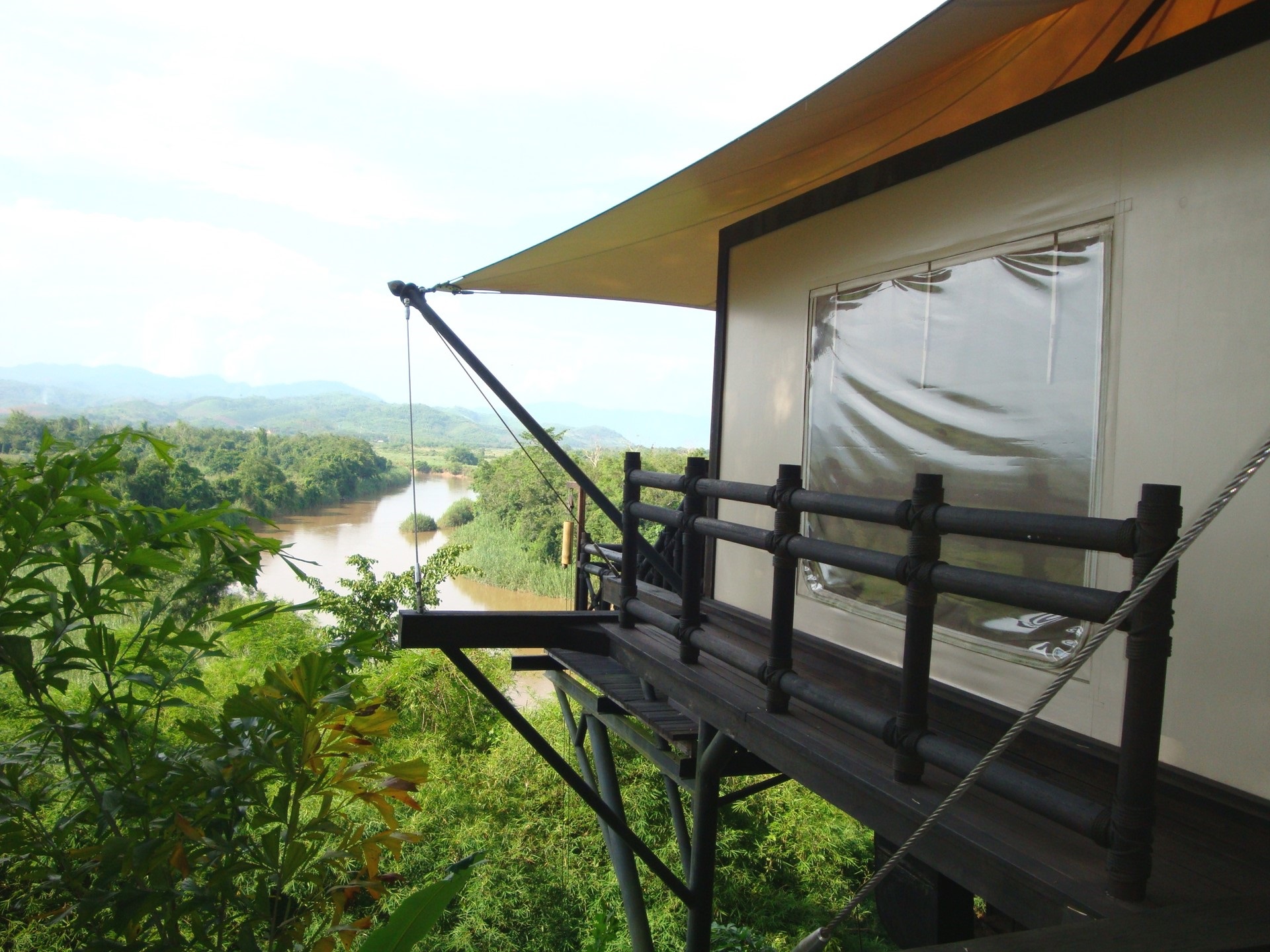 Stay in the Four Seasons Tented Camp Golden Triangle in Chiang Rai ...