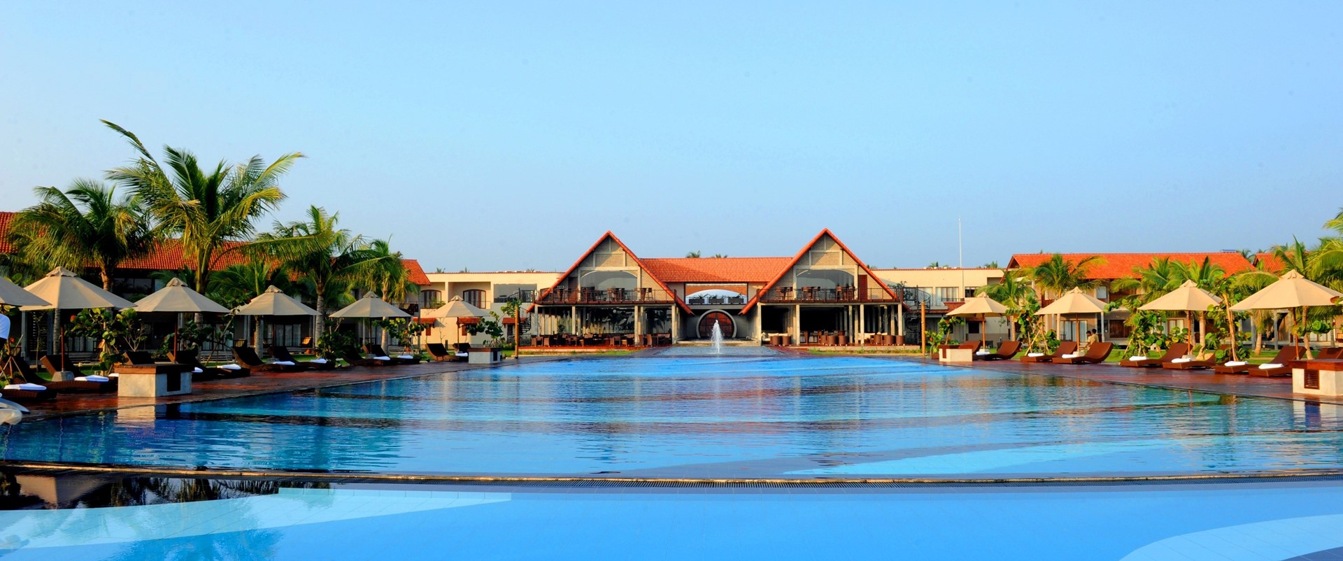 Stay at Uga Bay in Pasikuda, Sri Lanka | Ampersand Travel