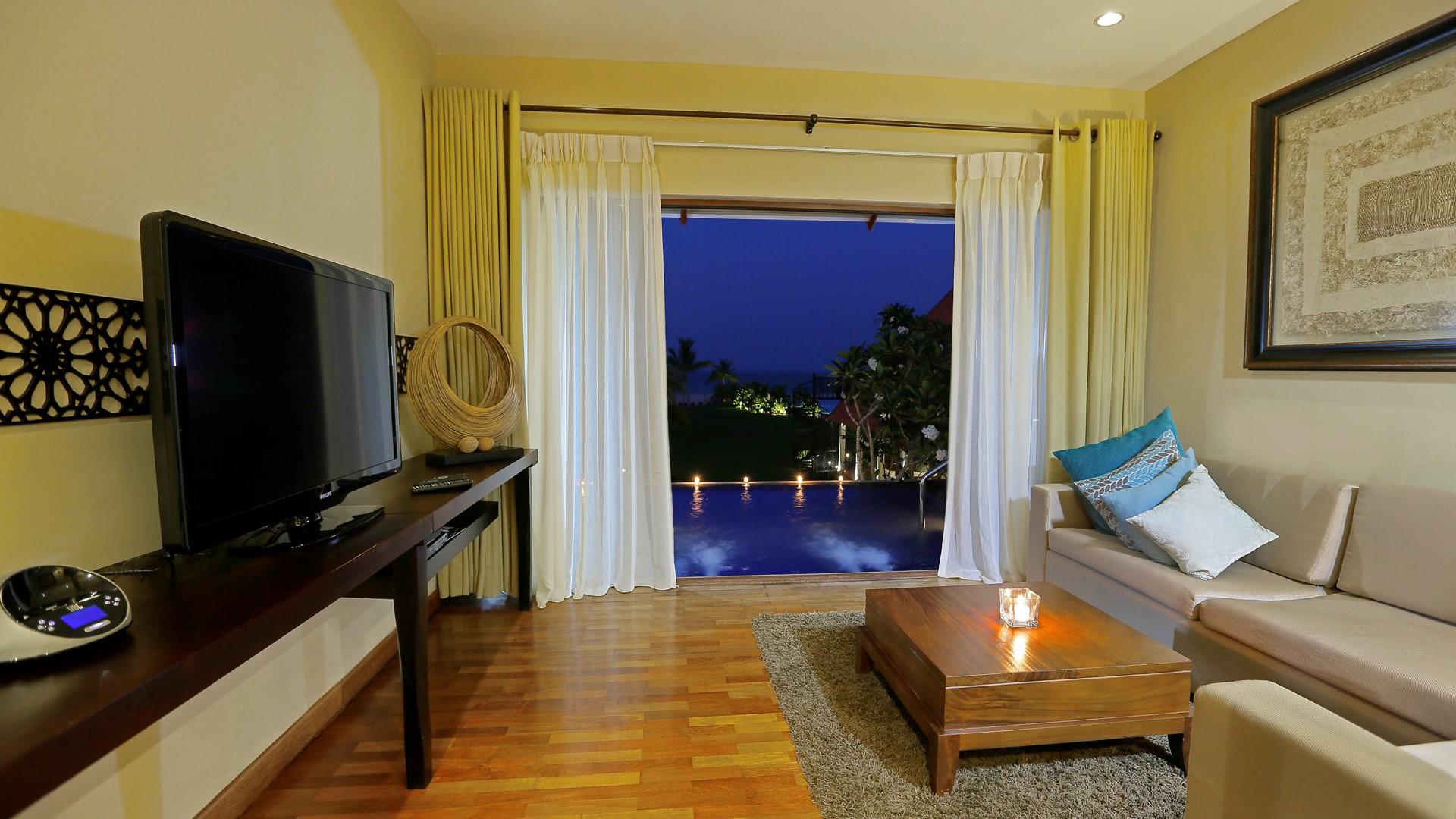 Stay at Uga Bay in Pasikuda, Sri Lanka | Ampersand Travel