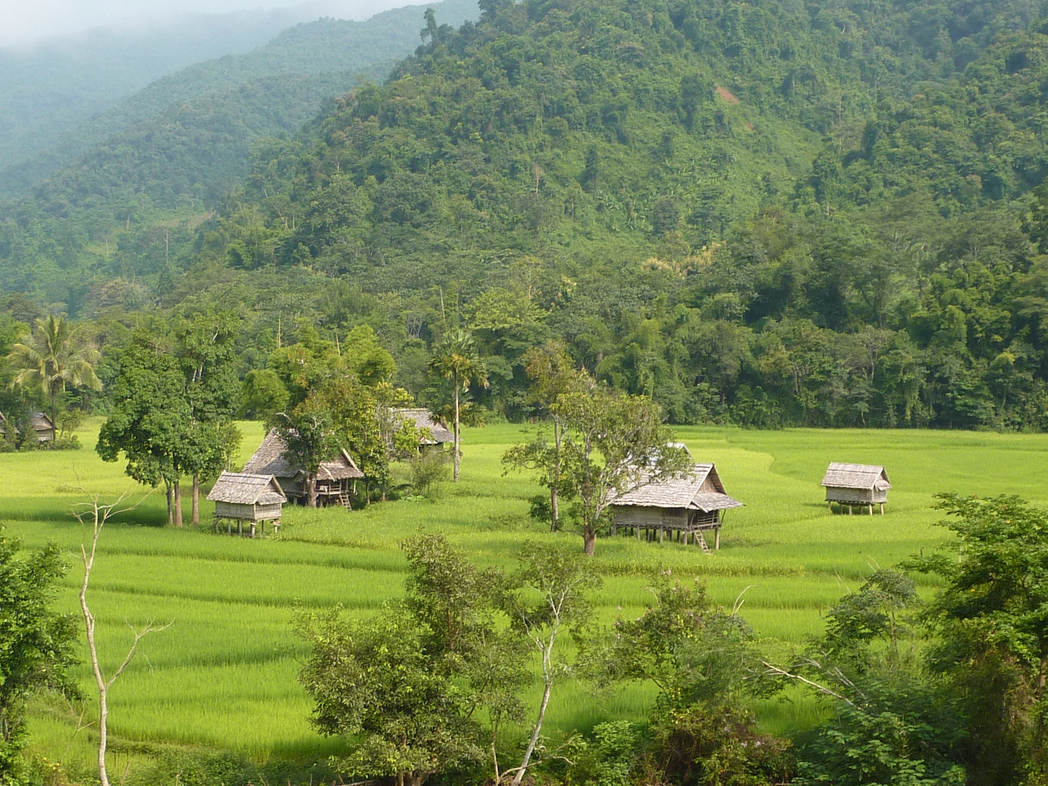 Luxury Holidays to Muang La, Laos, Luxury Tours of Muang La | Ampersand ...